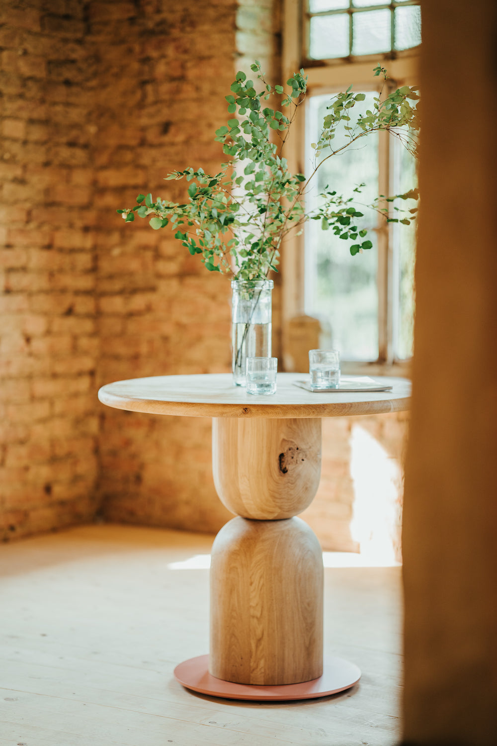 NIROH Designmöbel – Piet Dining Table – NIROH – Designmöbel & Interior